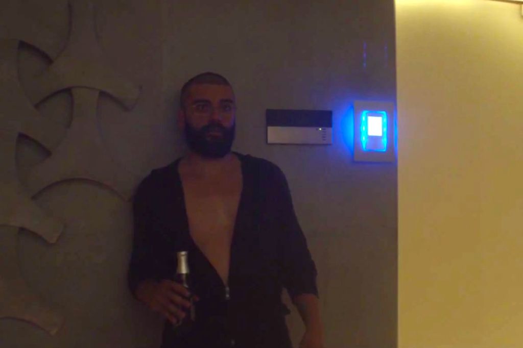 This dance scene in 'Ex Machina' proves Oscar Isaac is the movie star ...