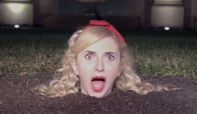 The Extended Trailer For 'Scream Queens' Warns Against Sorority Life