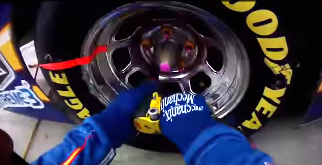 This Video Shows How Different Pit Stops Are In Various Motorsports