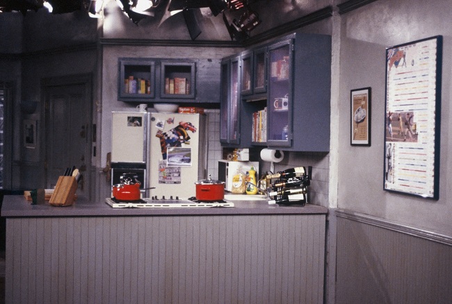 'Seinfeld' Set Photos Reveal The Fourth Wall Of Jerry's Apartment