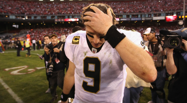Drew Brees May Have A Shoulder Injury That'd Force Him To Miss Time