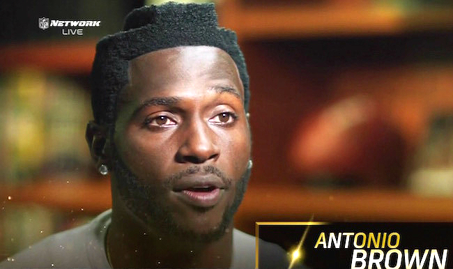 What The Heck Is Going On With Antonio Brown's New Haircut? What The Heck Is Going On With Antonio Brown's New Haircut?