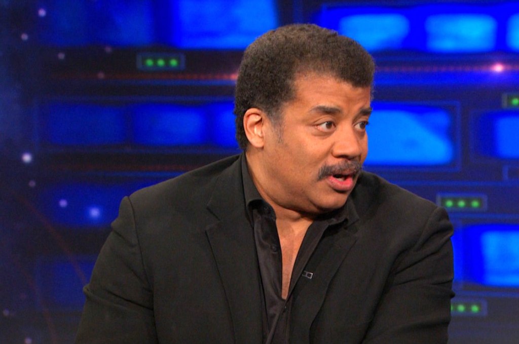 Neil deGrasse Tyson: Trevor Noah 'Daily Show' Fixed Globe