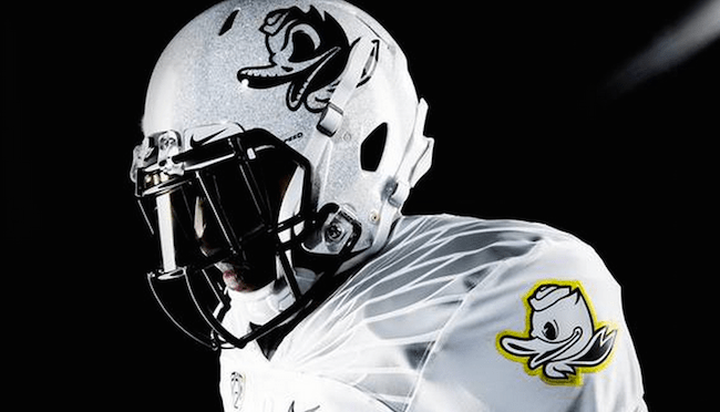 Oregon's New 'Combat Duck' Uniforms Are Awesome