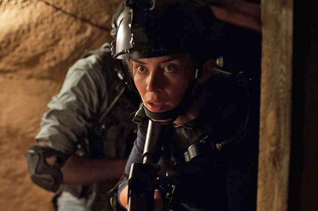Emily Blunt gave Howard Stern the perfect answer about her 'Sicario ... Emily Blunt gave Howard Stern the perfect answer about her 'Sicario ...