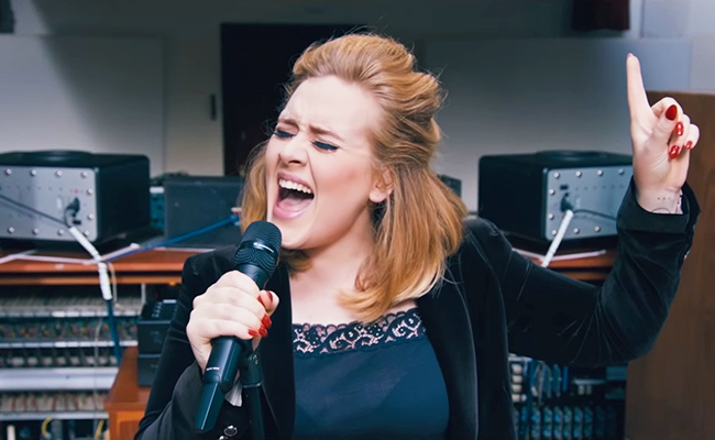 Adele Opens Up About Her Stage Fright