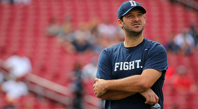The Cowboys Announced Tony Romo Has A Broken Bone In His Back