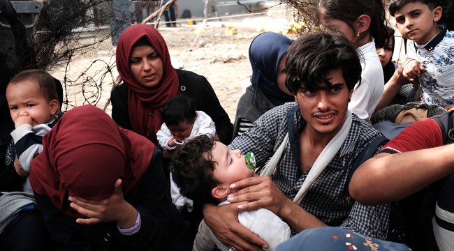 Banksy Work Highlights Steve Jobs As A Syrian Refugee