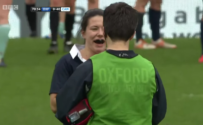 [WATCH] Rugby Player Deals With Her Dislocated Finger Like A Badass