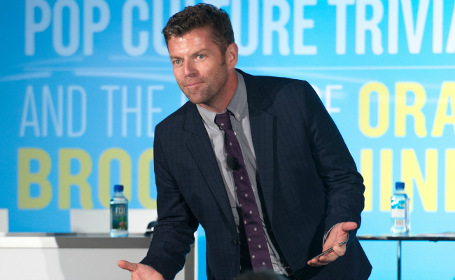 Dave Holmes' Response To Scammers Is The Troll You Need To Start Using