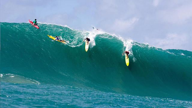 [Video] Yesterday's Insane Big Wave Highlights Will Inspire You