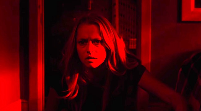 Dread The Darkness With The Super Creepy Trailer For 'Lights Out'