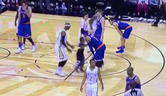 This Kid Sprinting On The Court To Hug Carmelo Anthony Is Adorable