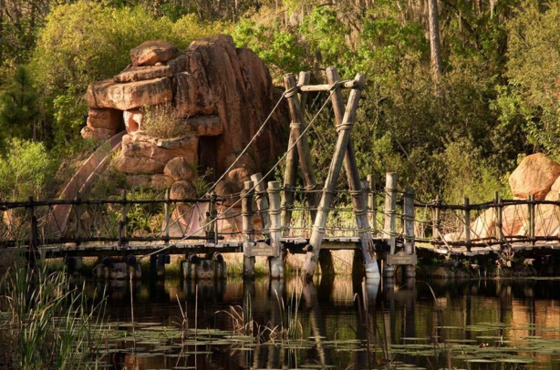 Photographer Took Abandoned Disney World River Country Photos