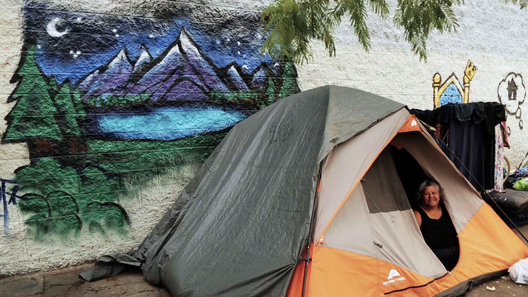 This Graffiti Artist Built A Tropical Oasis In The Middle Of Skid Row