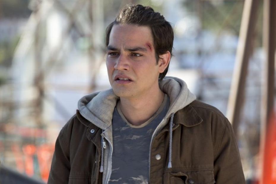 Clearing Up Some 'Fear The Walking Dead' Midseason Finale Questions
