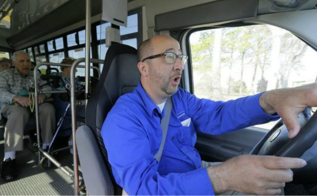 This Bus Driver Sings Opera To Entertain Passengers