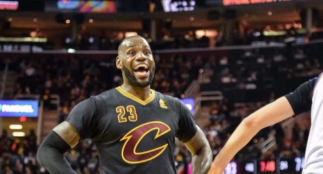 LeBron James Just Passed Hakeem Olajuwon To Enter An Elite NBA Club