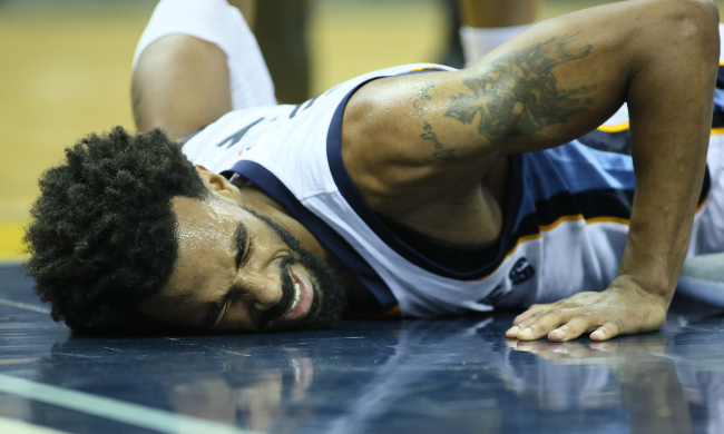 Mike Conley Could Miss At Least Six Weeks With Lower Back Fractures