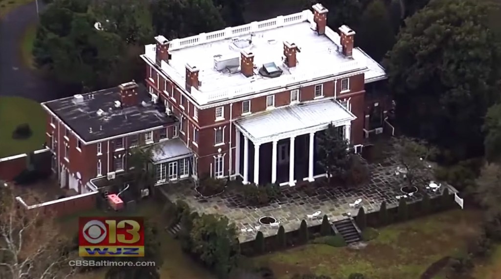 President Obama Shuts Down Two Luxury Russian Waterfront 'Spy Nests'