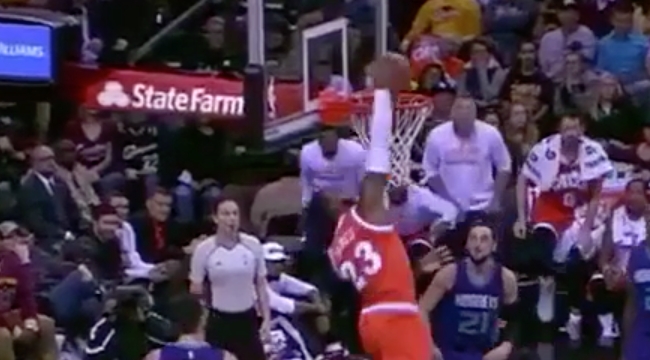 LeBron James Added This Reverse Dunk To His Absurd Highlight Reel