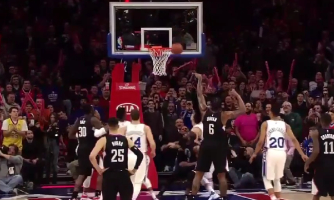 [Watch] DeAndre Jordan Airballed Not One, But Two Free Throws