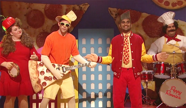 [WATCH] 'SNL' Aziz Ansari Pizza Town Sketch Video