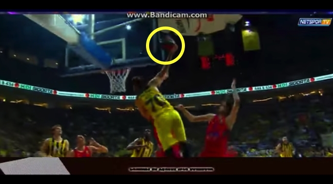A Former NBA Player In Europe Had One Of The Worst Dunk Attempts Ever