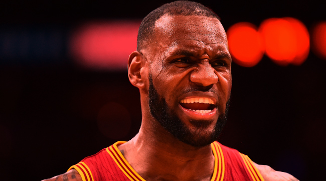 Cleveland Cavaliers: Time To Worry After Blowout Loss To Spurs?