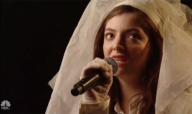 Watch Lorde Unravel Performing 'Liability' On 'SNL' With Jack Antonoff