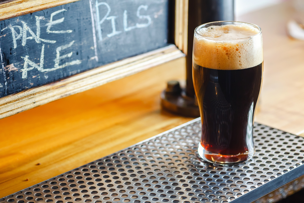 The 7 Best Stouts (That Aren't Guinness) For St. Patrick's Day