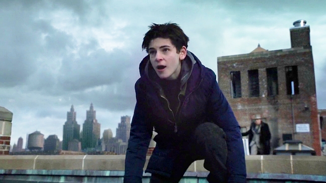 'Gotham' Season Finale Gives Bruce Wayne A Taste Of Batman