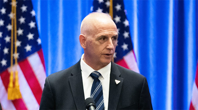 Trump Bodyguard Keith Schiller Added to Russia Probe Witness List