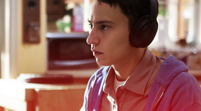'Atypical' Review: A Charming Series Gets To Know An Autistic Teen