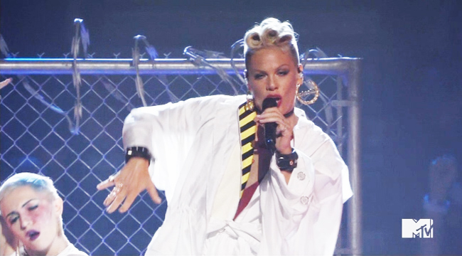 [WATCH] Pink's VMAs Medley: Career-Spanning Celebration Of Icon Status