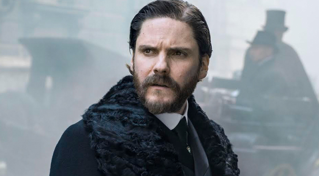 'The Alienist' Review: Visually Striking Take On A Now-Familiar Story