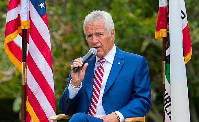 'Jeopardy!' Host Alex Trebek Will Moderate Pennsylvania Debate