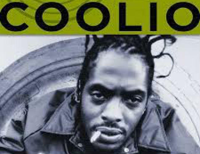 The Most-’90s References In ‘Everything Sucks!’, Explained