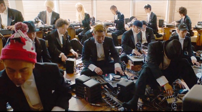 Philharmonic Turntable Orchestra DJ's Flip Violin Concerto in E Minor