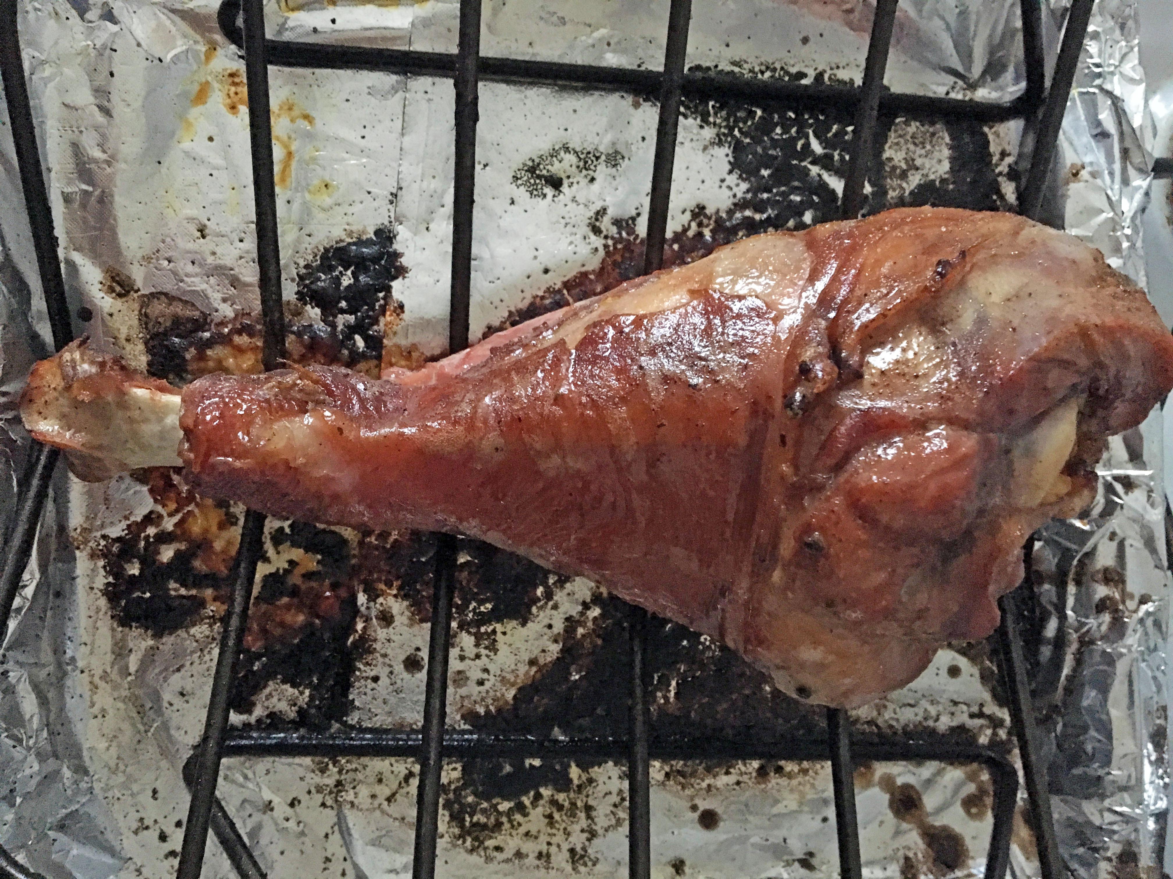 How To Make The Perfect Disneyland Turkey Leg At Home