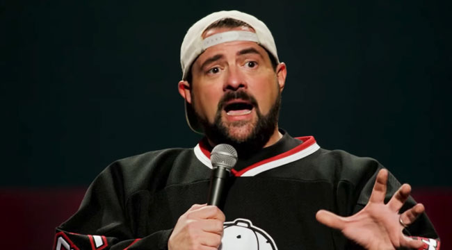 Kevin Smith Recreated 'Jorts' Photo To Show Dramatic Weight Loss