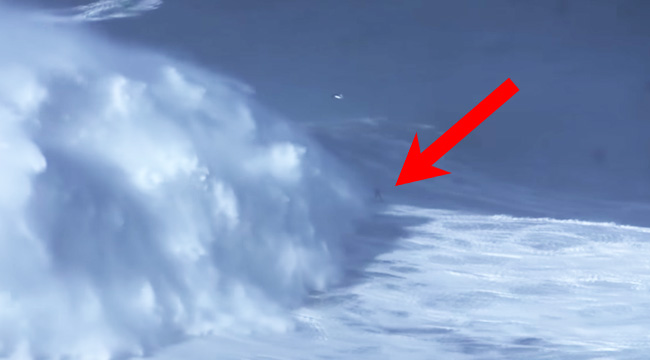 A Surfer Broke A World Record By Riding A Breathtaking 80-Foot Wave