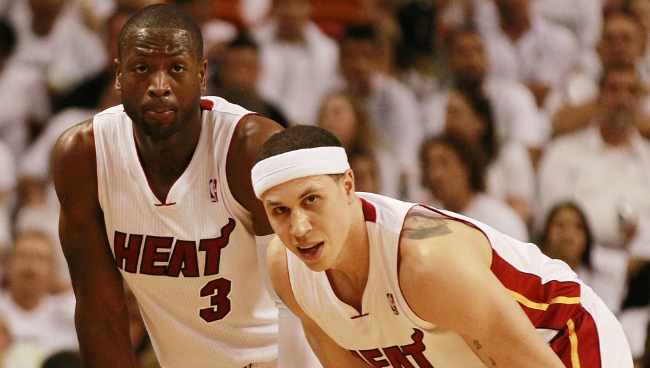 Dwyane Wade Jokes He’s Terrified Of Mike Bibby Now That He’s Jacked