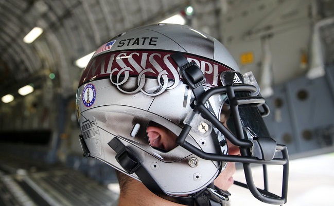 Mississippi State's New Alternate Helmet Is One Of The Best In CFB