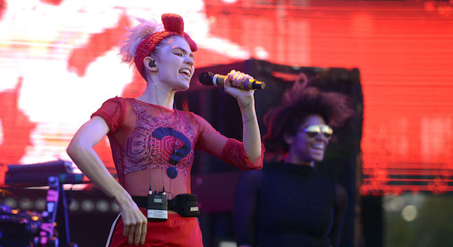 Grimes Has Responded To Claims That She Is A 'Bully' In The Studio