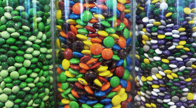 Mars-Wrigley's New Dream Job Will Pay You To Eat Chocolate