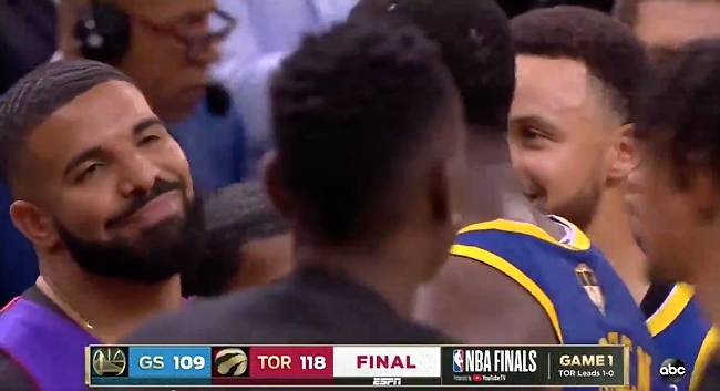 Steph Curry FaceTimed Drake To Congratulate Him After Raptors Won