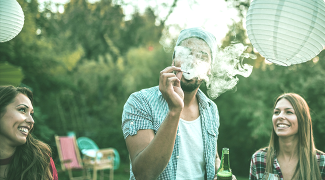 The Best Cannabis Strains To Help Enjoy The Outdoors This Summer