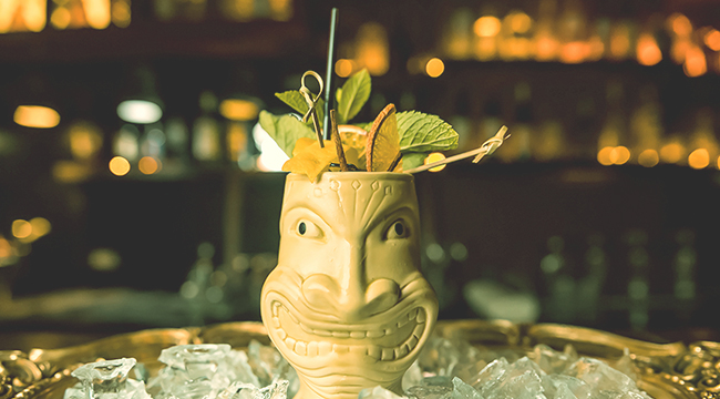 The Best Tiki Drinks For Summer '19, According To Bartenders