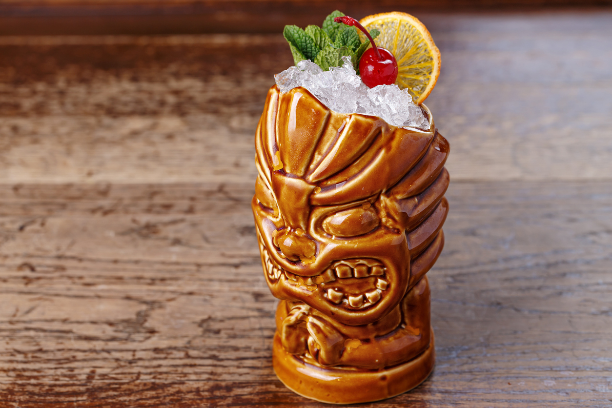 The Best Tiki Drinks For Summer '19, According To Bartenders